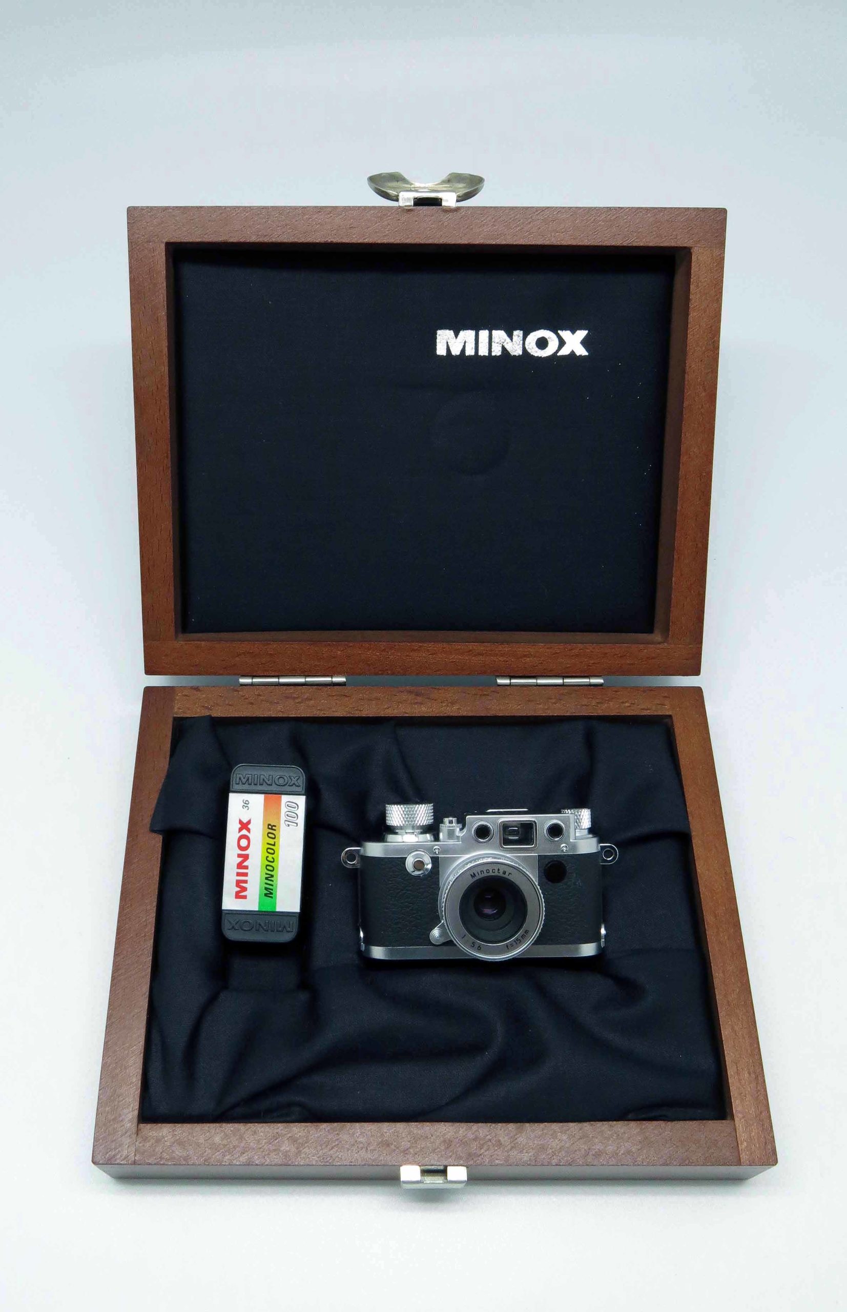 Minox-Leica IIIf in Hozschatulle mit Minox-Flash - Clean Cameras ...